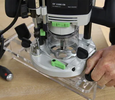 Guide to routing automatic door seal