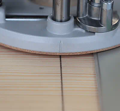 Routing decorative grooves & profiling furniture fronts