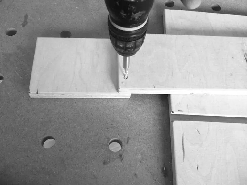 Guide to routing an ellipse using a router, without a CNC machine