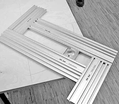 Routing circles/round cut-outs and radii with the router
