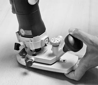 Routing curves » Rounding wooden edges with the edge router